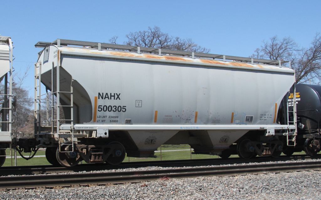 NAHX 500305 - Wells Fargo Rail Corp